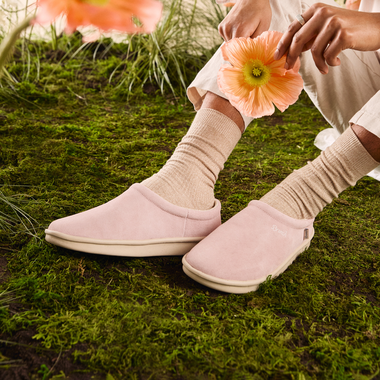 Hotel-Inspired Footwear | Brunch Official Site